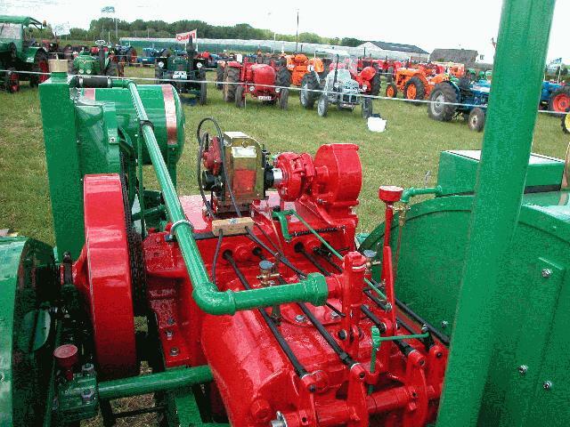 Waterloo Boy Model R | Geldof Tractors